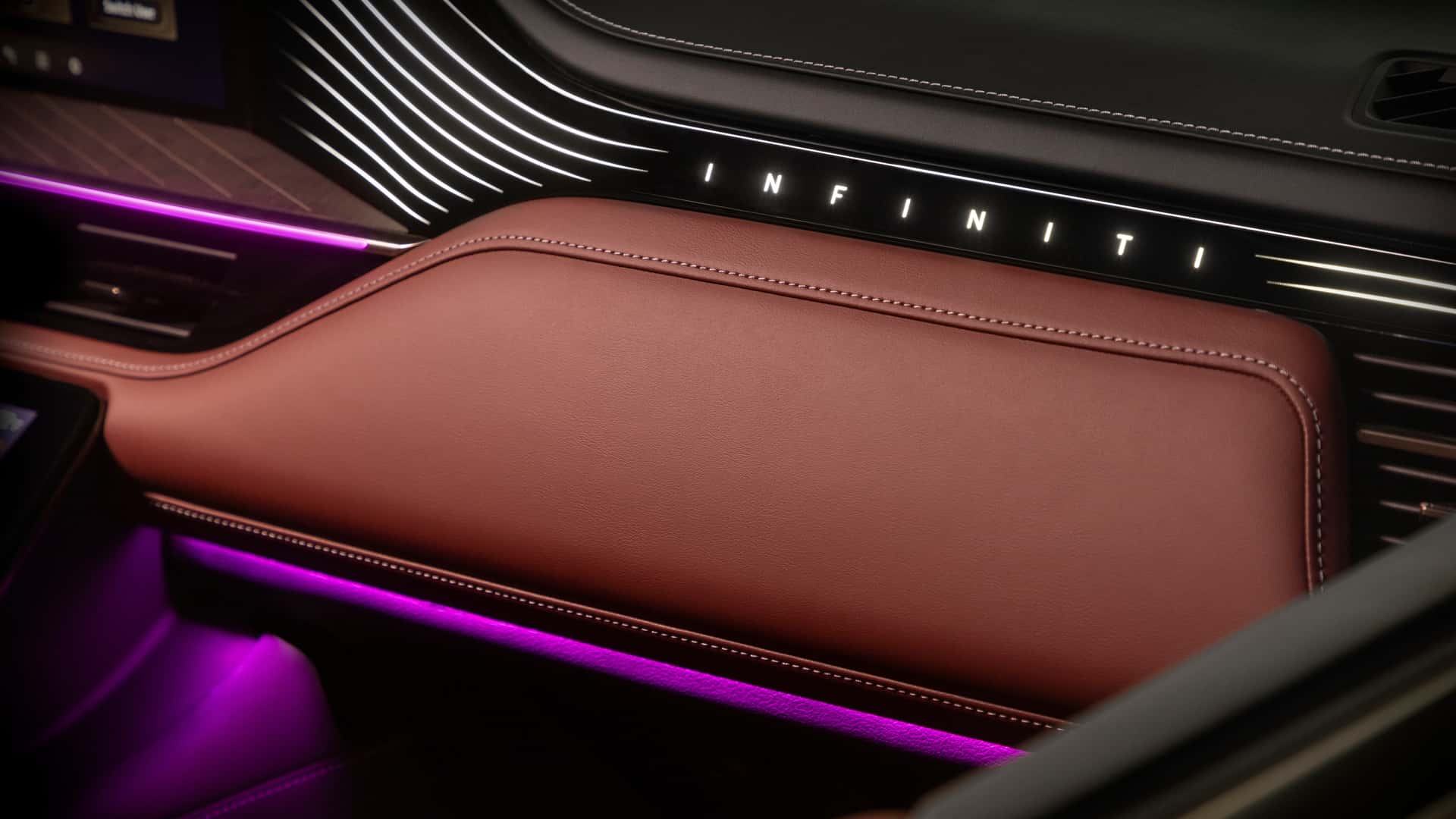 StriveME - بمواصفات لا يمكن تخيلها.. انفينيتي تطلق QX80 موديل 2025